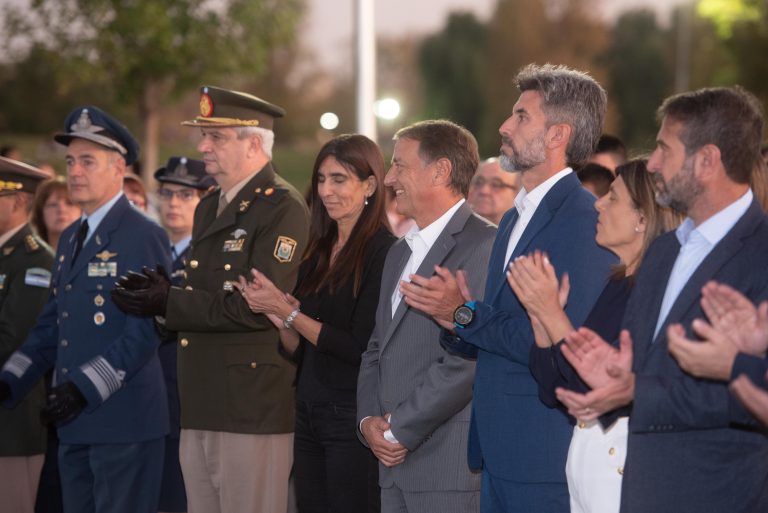 Suarez participó de la inauguración del Memorial Malvinas Argentinas ...