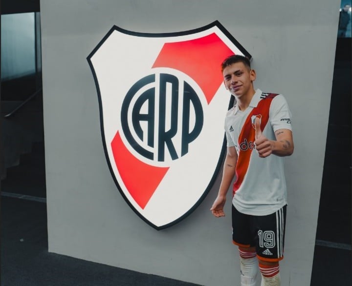 La Emoción Del Diablito Echeverri Del Debut En La Primera De River A